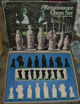 Vintage E.S. Lowe Renaissance Chessmen Set 1959 Complete w/ Board & Box ...