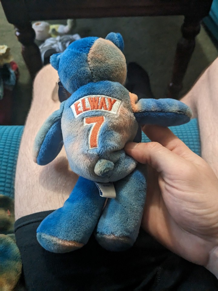 1998 Limited Treasures Pro Bears Denver Broncos John Elway #7 with tags ...