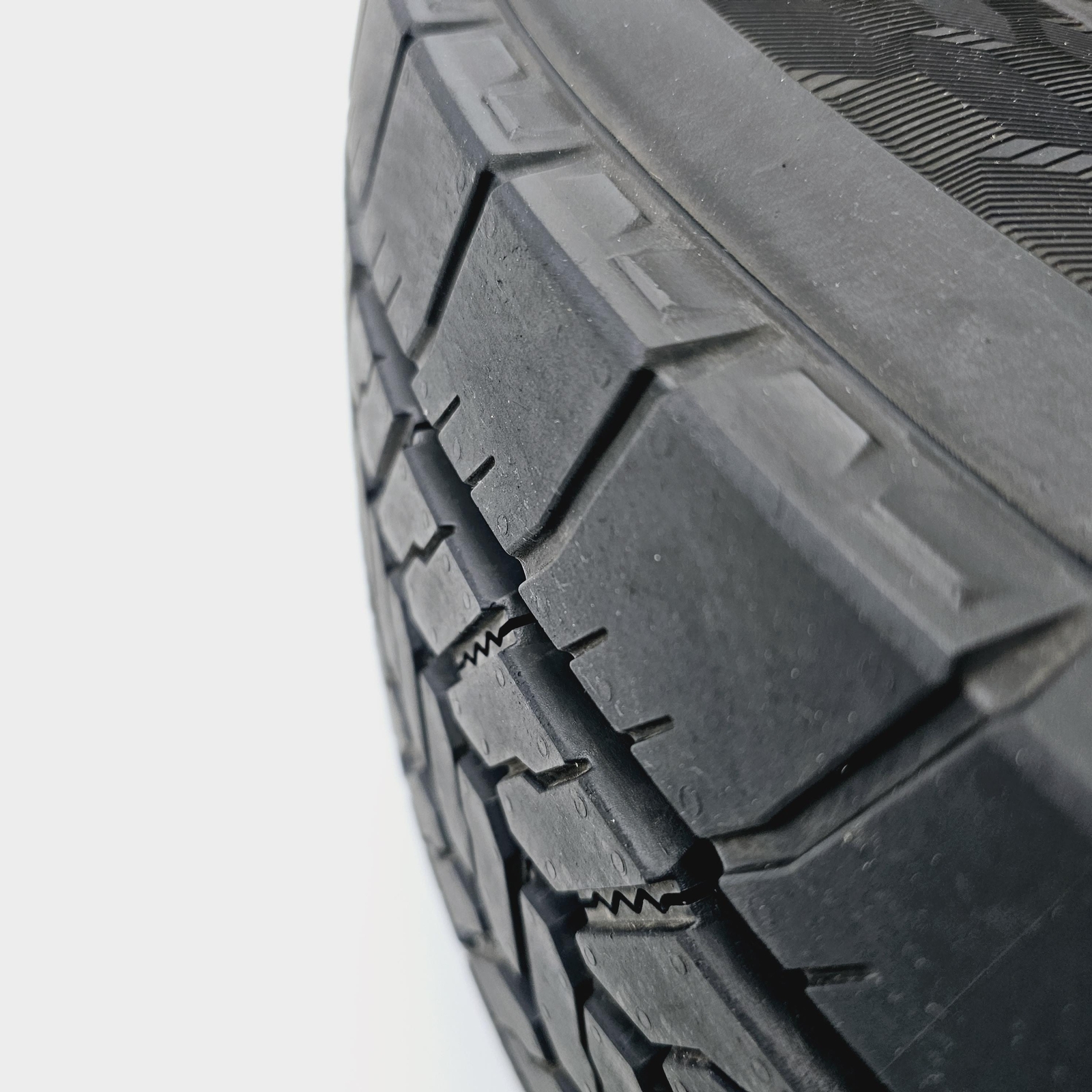 2005-2023 FORD F450 F550 225/70R19.5 CONTINENTAL HSR5 4 TIRES & STEEL ...