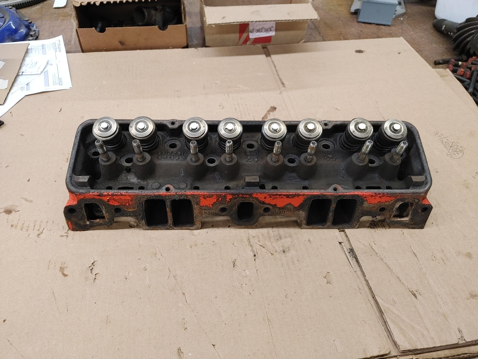 1968 69 Small Block Chevy SBC Z 302 327 2.02/1.60 Hi Perf. Hump Head ...