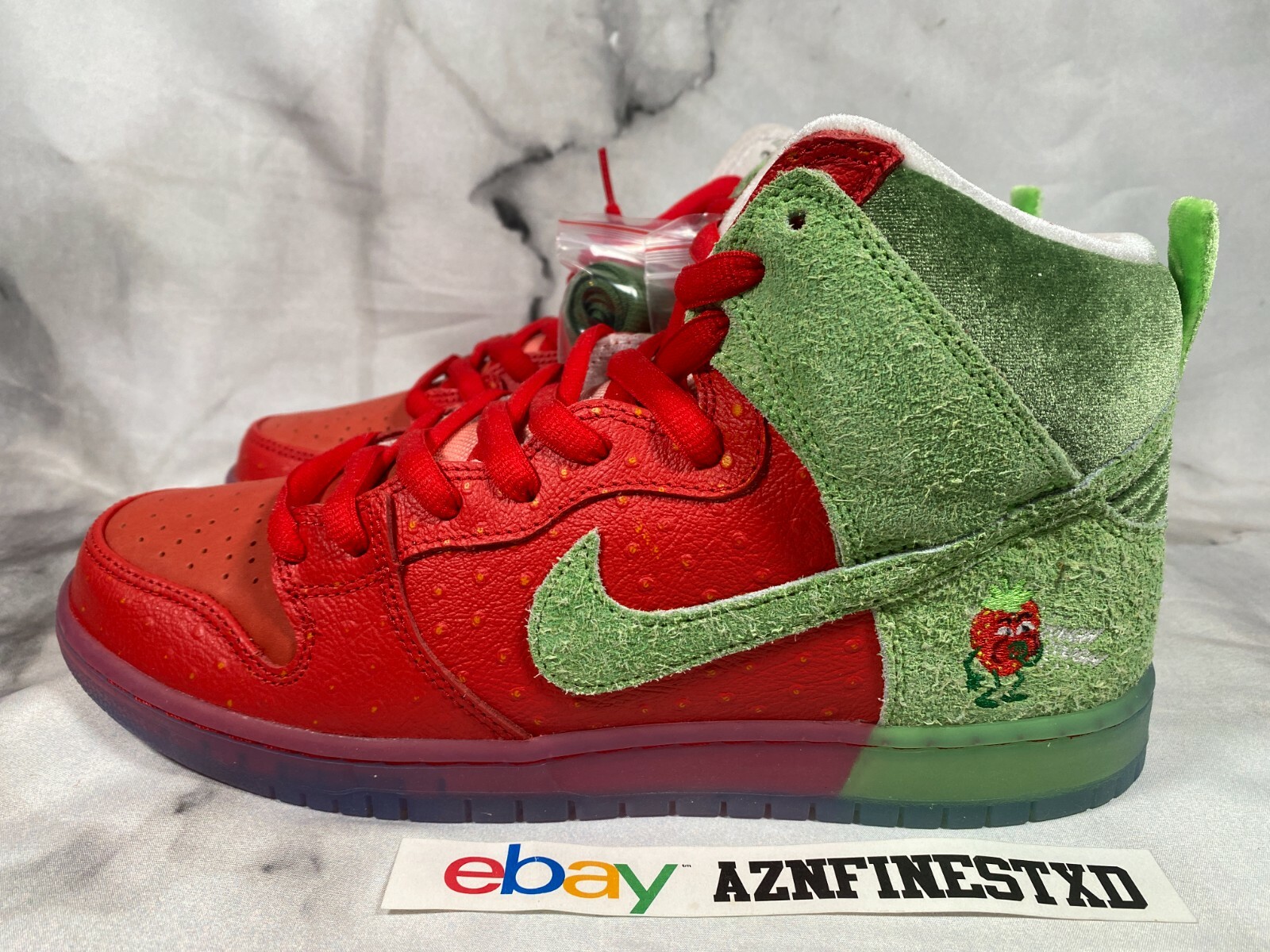 NEW Nike Dunk SB High Strawberry Cough Red Green CW7093-100 Men's Sz 9 ...