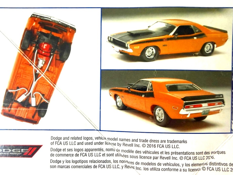 Revell 85-2596 1/24 Scale 1970 '70 Challenger T/A 2-n-1 Plastic Model ...