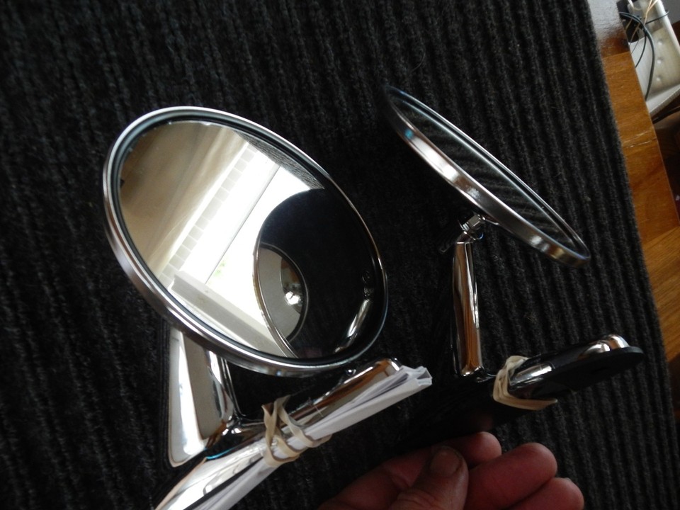 Vintage Style Round Chrome Mirrors Hot Rods, Classic Muscle Car ...