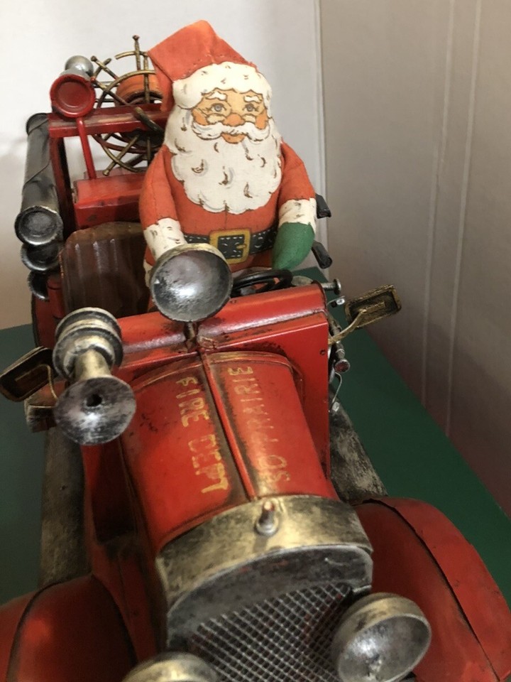 Tin Metal So Prairie Fire Dept Fire Truck D5603 With A Hallmark Santa ...