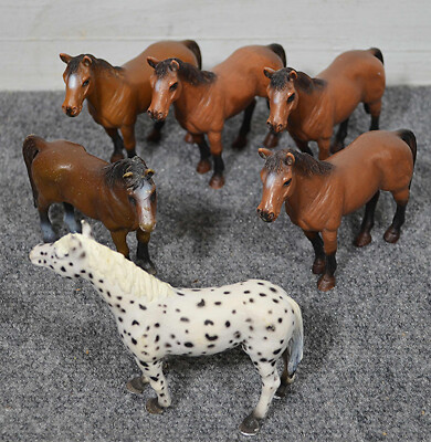 six Schleich horses, 2000 - 2001 & 2006 all around 5" long and 4" tall ...