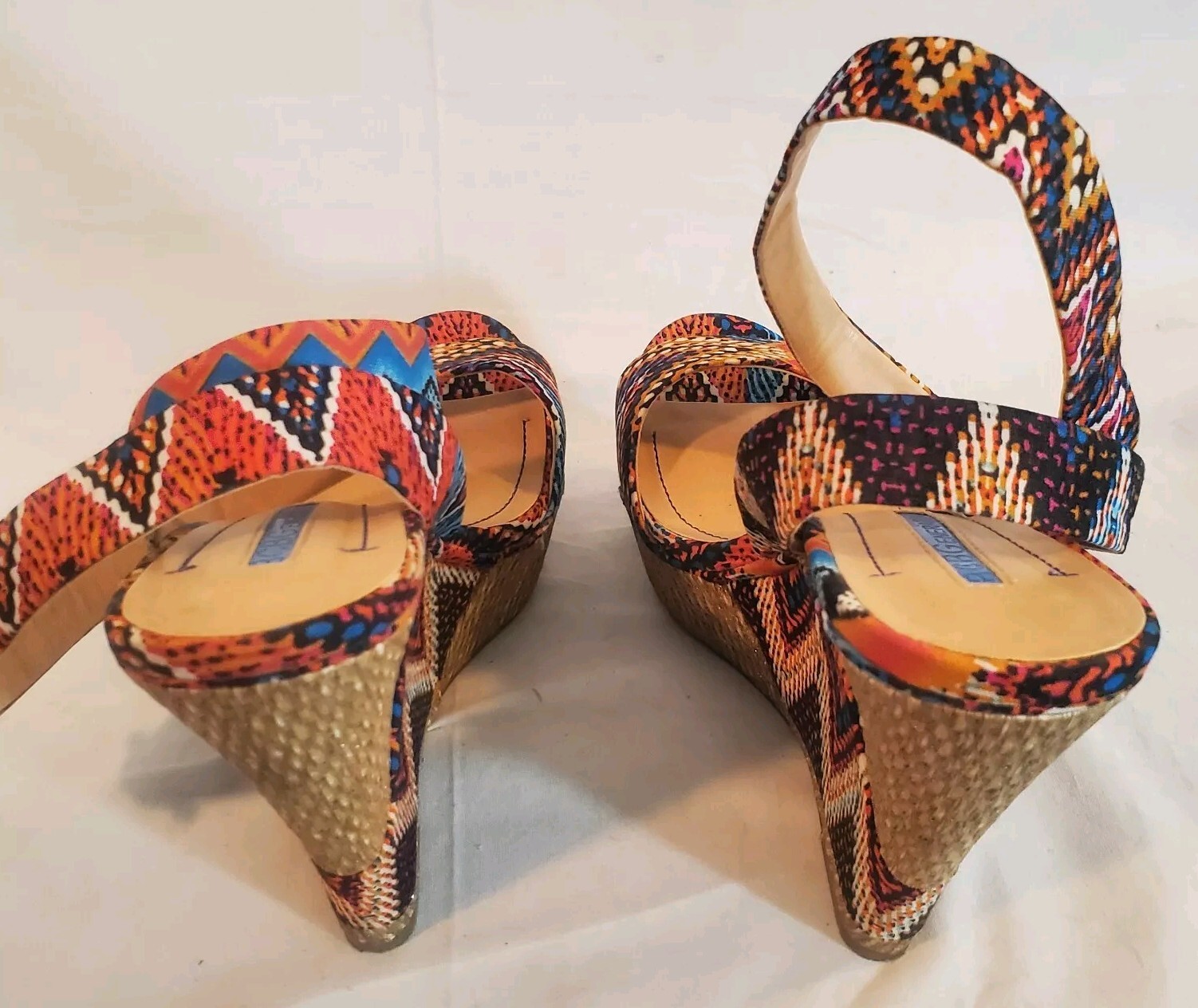 BCBGENERATION Women's 8.5 Raquel Platform Wedge Aztec Print Ankle Strap ...