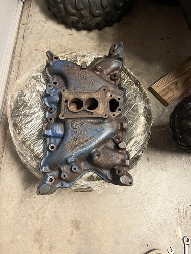 1973 Ford 351 Cleveland 2V 2 Barrel Intake Manifold D3AE-8425-CA | 3F14 ...