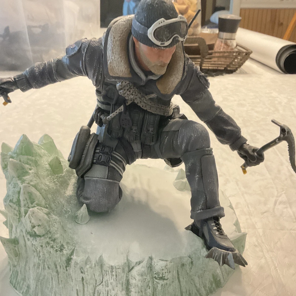 Soap Mactavish Hair Cut