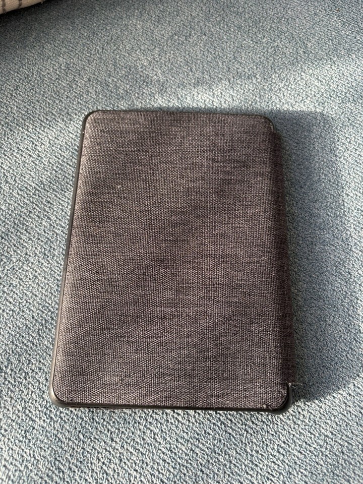 Amazon Kindle Grey Fabric Hard Case for 6 Inch Paperwhite 10th ...