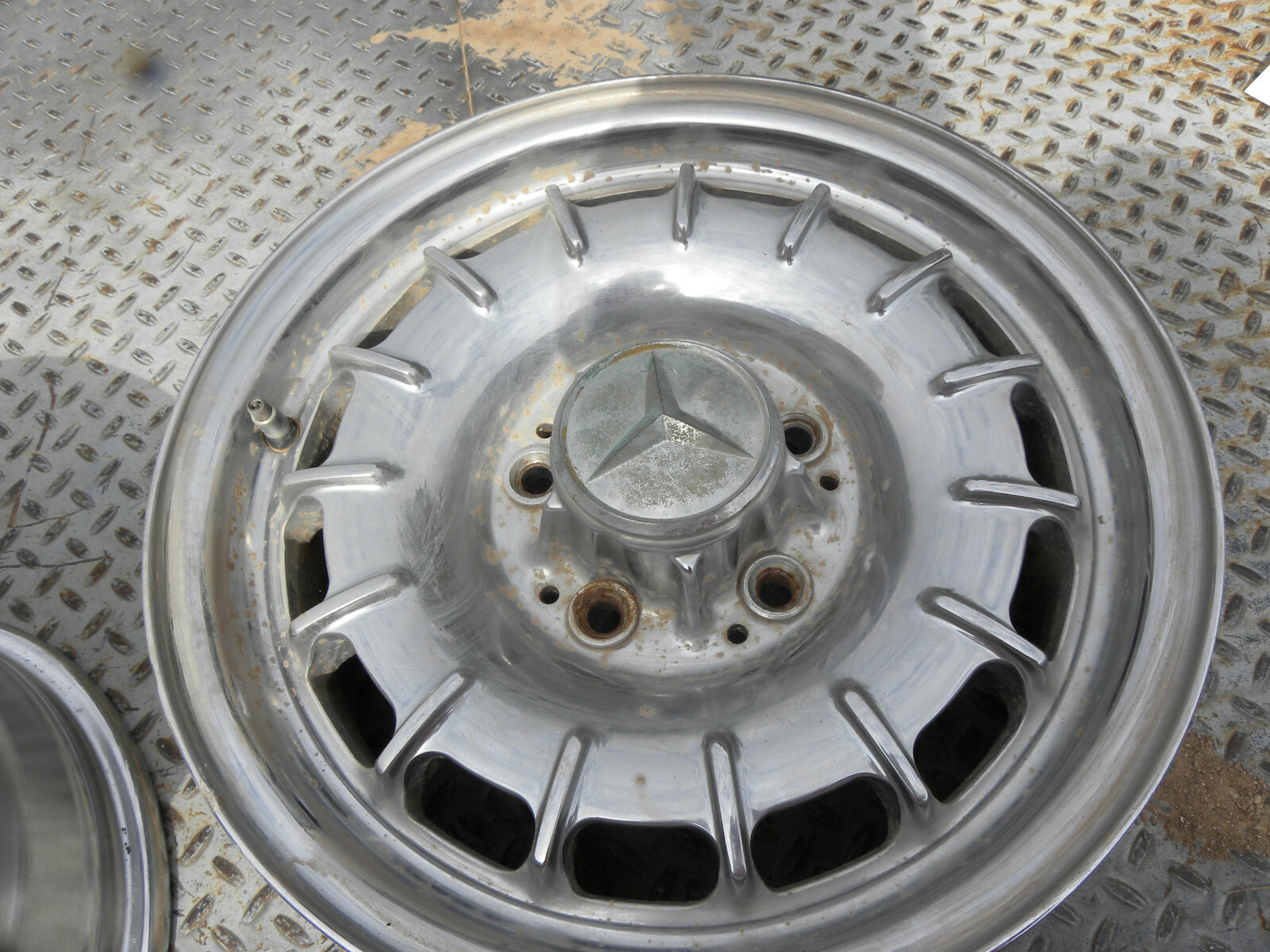 OEM Mercedes Benz W107 W116 W114 W123 14 inch Alloy Wheel Rim........UC ...