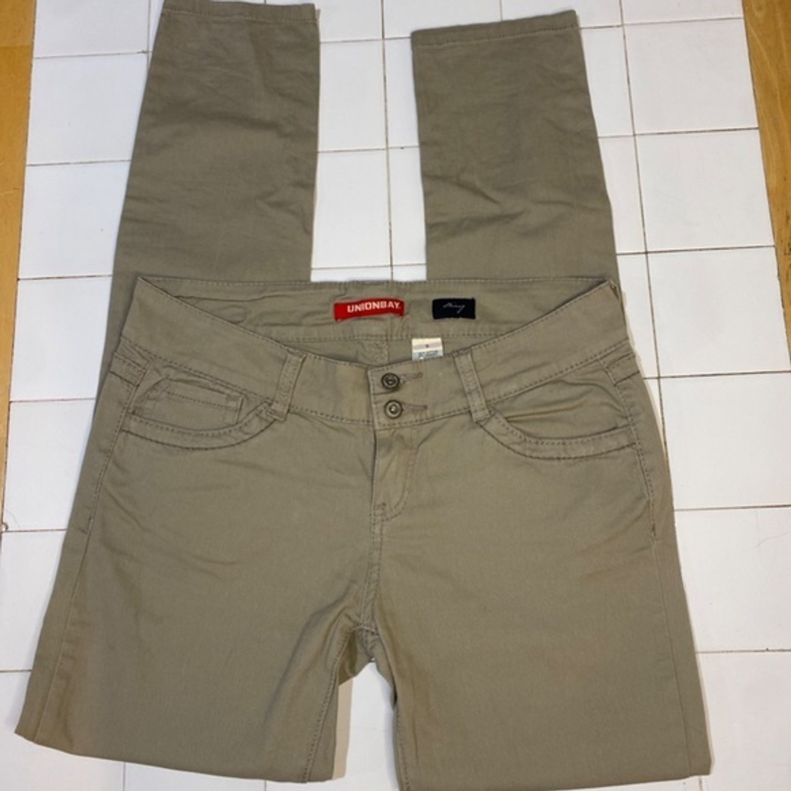 Unionbay Juniors Uniform Karma Skinny Pants Beige siz… - Gem