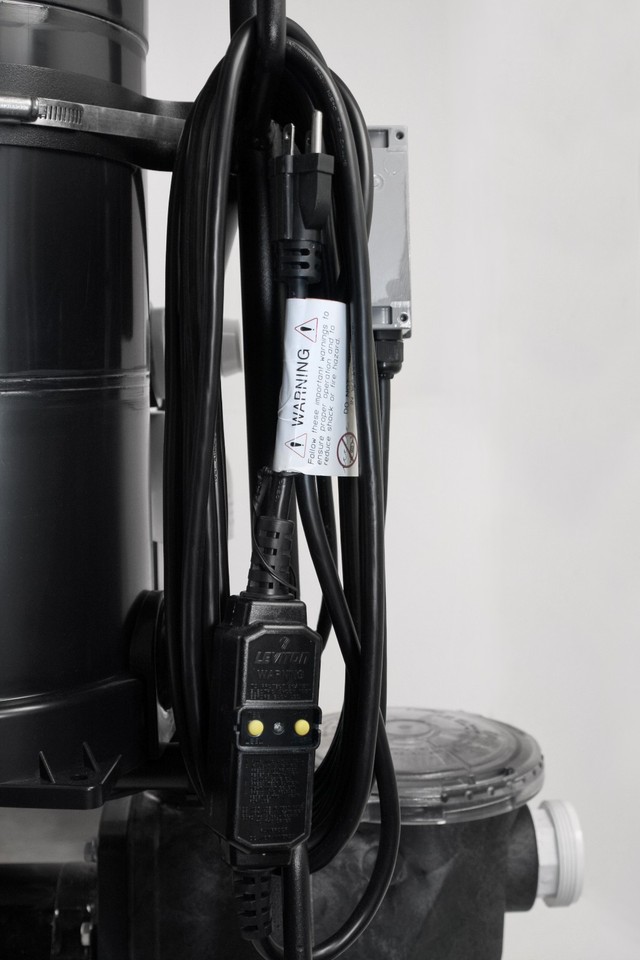 Portable Pool Cleaner Vacuum System w/150 Sq Ft. Filter PORTAVAC - Free ...