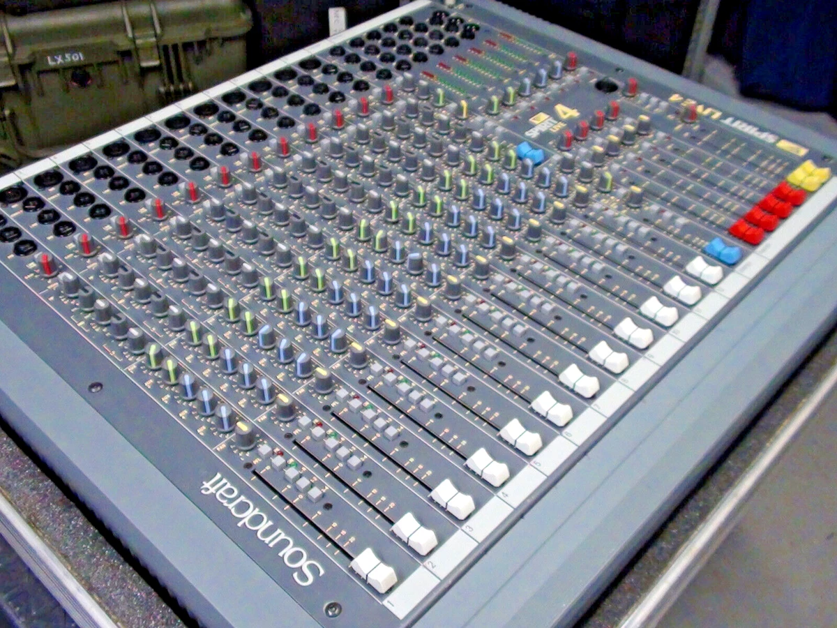 Soundcraft Mixer