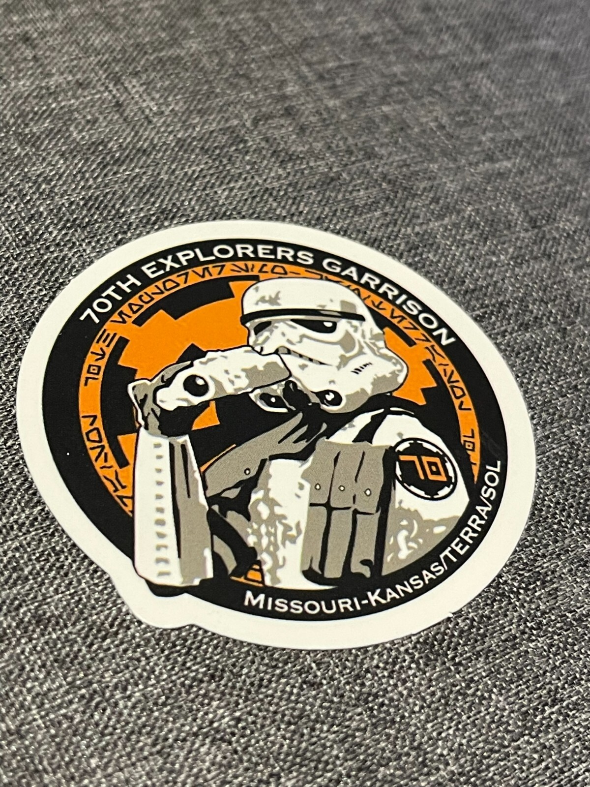 ️ CARTOON STICKER stickers star wars disney R2-D2 storm trooper 70th ...