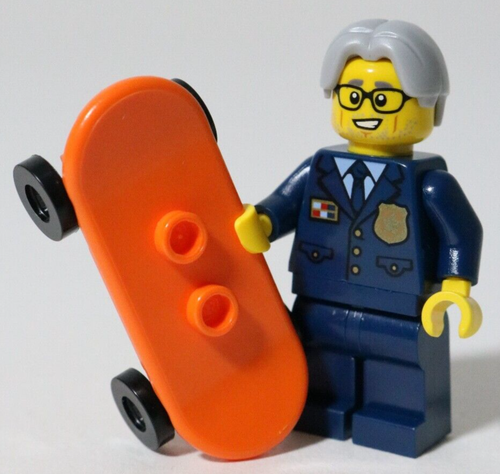 New LEGO City Police Chief Wheeler Minifigure 60246 City Adventures Cop ...