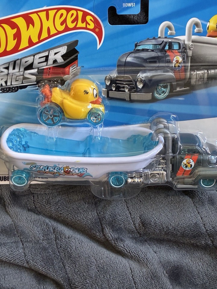 Hot Wheels Set Super Rigs Pairing Scrubba Dub Driver - Rubber Duck And ...