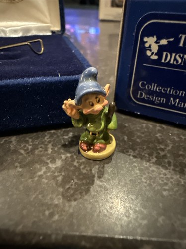 Goebel Miniature Figure Disney Snow White's Miniature DOPEY Dwarfs In ...