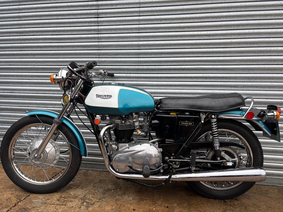 TRIUMPH 650 TIGER MINTER! OFFERS / PX T140 BONNEVILLE 750 TROPHY | eBay UK