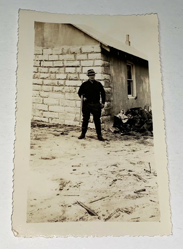 Rare Antique Vintage American Outdoor Shack Man, Shotgun Firearm ...
