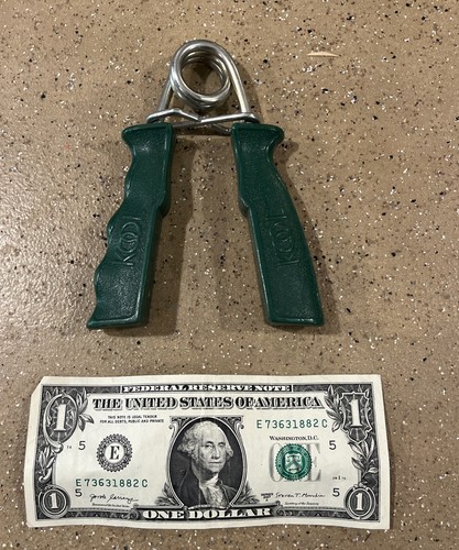 Vintage KOOL Cigarettes Promo Hand Grip Wrist Green Exerciser Advert ...