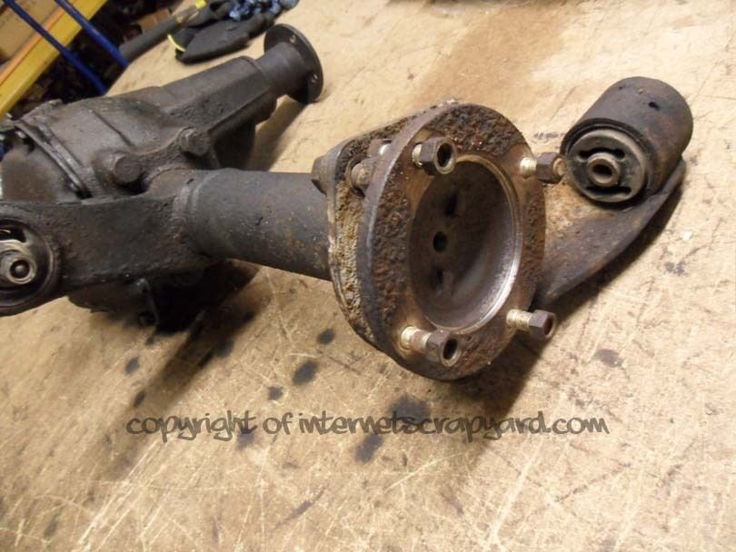 Mitsubishi Delica L300 2.5 86-94 front diff differential axle LH NSF ...