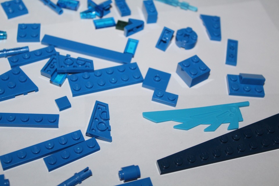 Huge Lego Brick Lot Special Pieces Assorted Clear Blue Accessories ...
