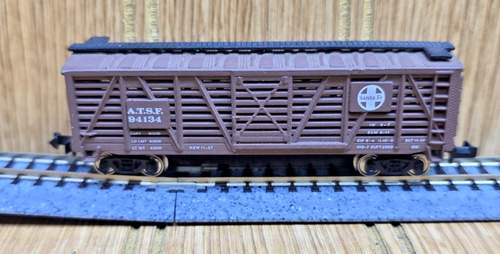 High Speed N Scale ATSF 94134 Santa Fe Fixed Door Box Car | Model ...