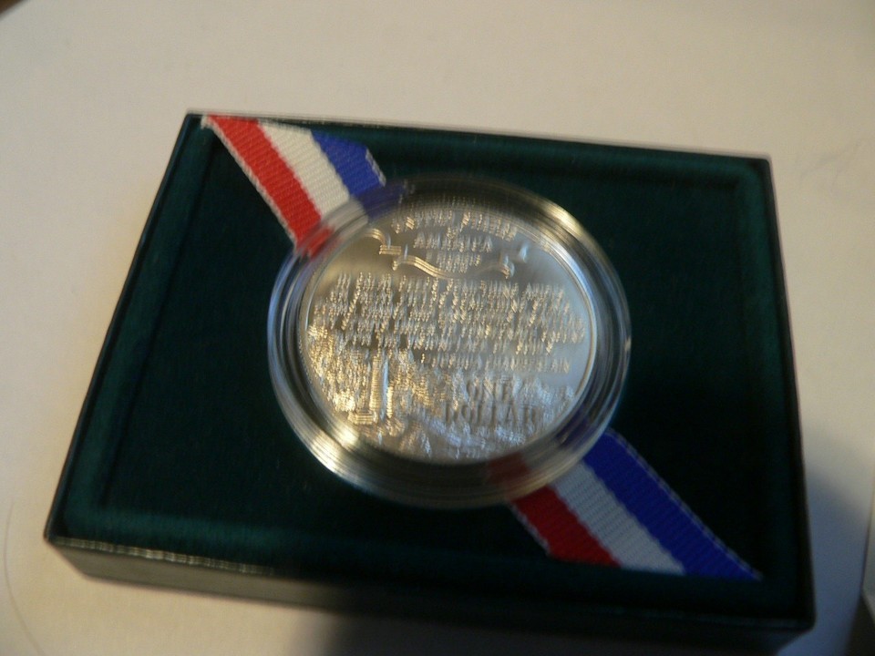 1995-p Civil War Commemorative Silver Dollar w paper work and box ...