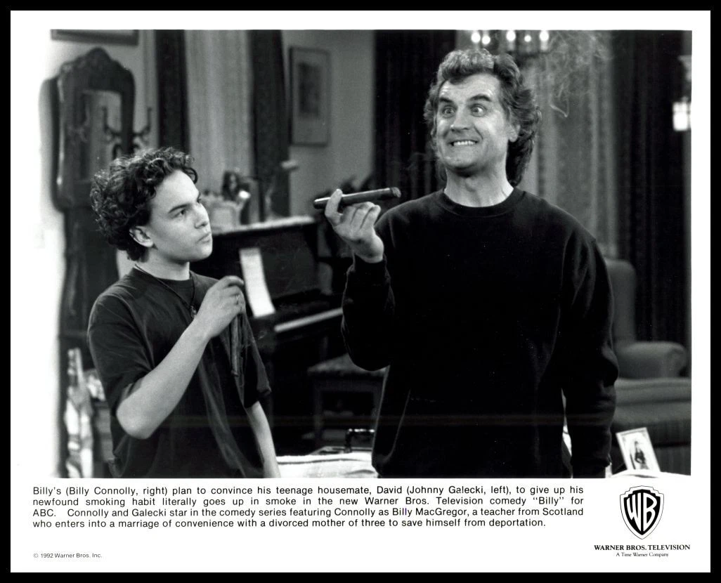 Johnny Galecki Smoking