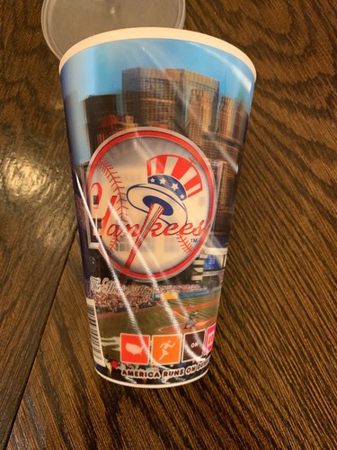 Dunkin Donuts Comemorative Hologram Yankees Cup 1923-2008 | eBay