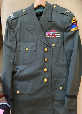 U S A Military Uniform (High Ranking) Named Colonel with (Ribbons ...