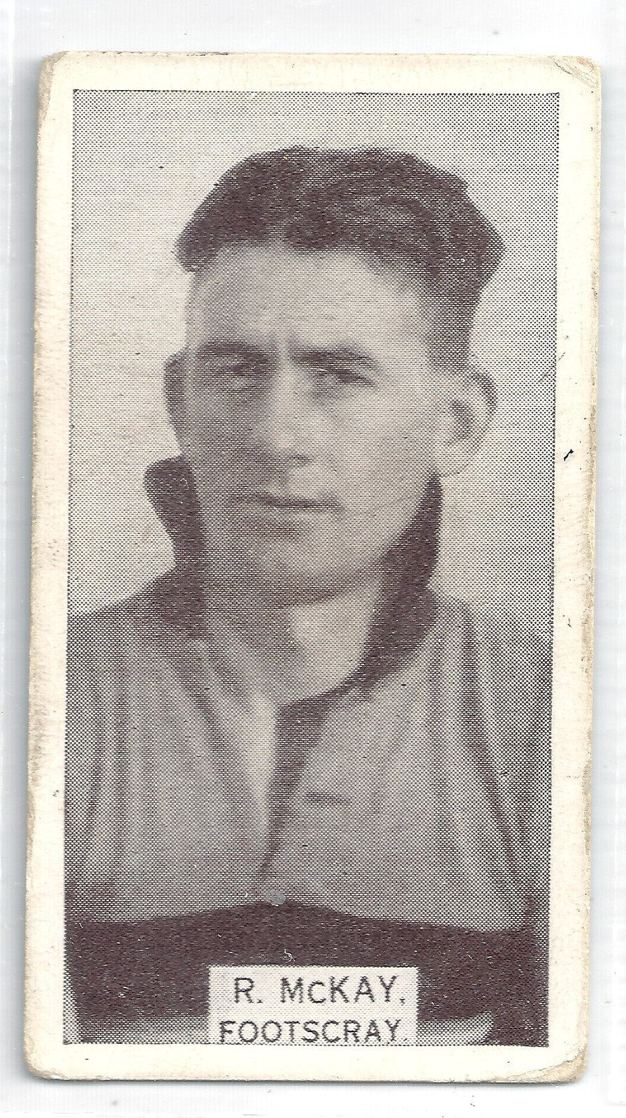 1933 W.D. & H. O. Wills Cigarette Card (82) Roy McKAY Footscray ...