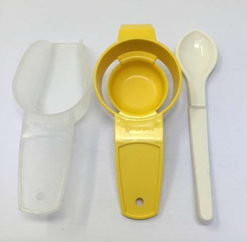 Vintage Tupperware Gadget Lot Baby Spoon, Egg Separator & Scoop 3 Pc ...
