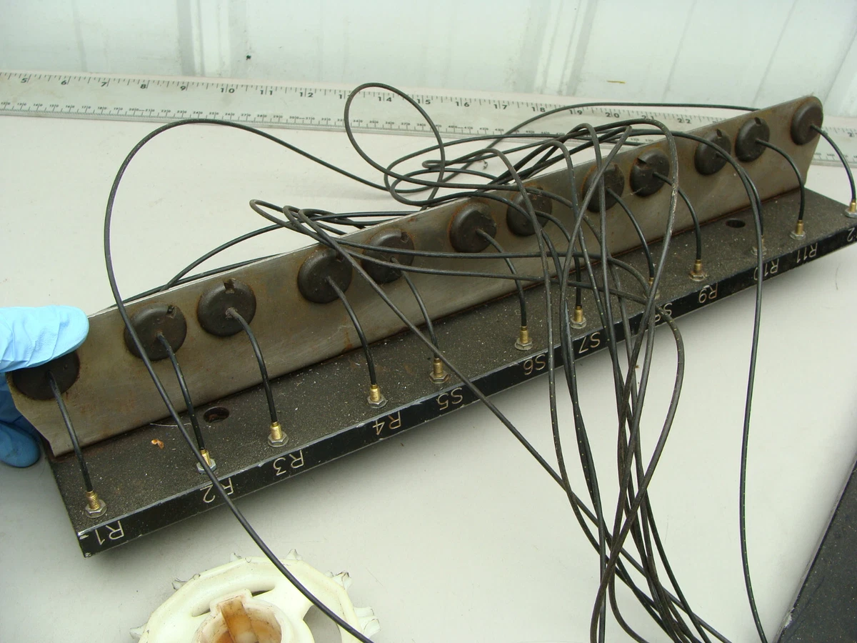 Husky Mold Components