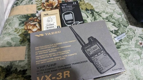 Yaesu VX-3R Ultra Compact Dual Band transceiver | eBay