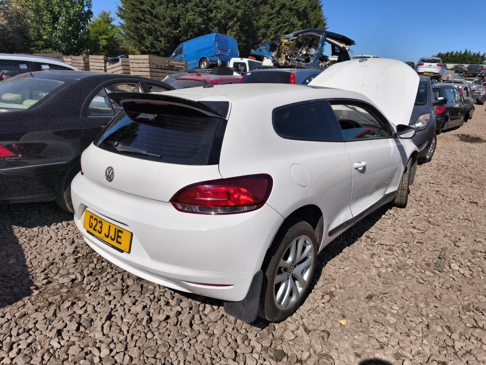 VOLKSWAGEN SCIROCCO TSI 2008-2017 QUARTER PANEL WINDOW (REAR DRIVER ...