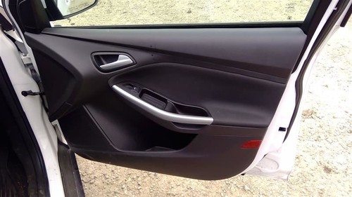 2012 FORD FOCUS Front Door Trim Panel RIGHT PASSENGER | eBay