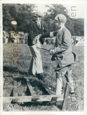 1932 England Lord Lascelles Kings Grandson Compete in Hunt Gymkana ...