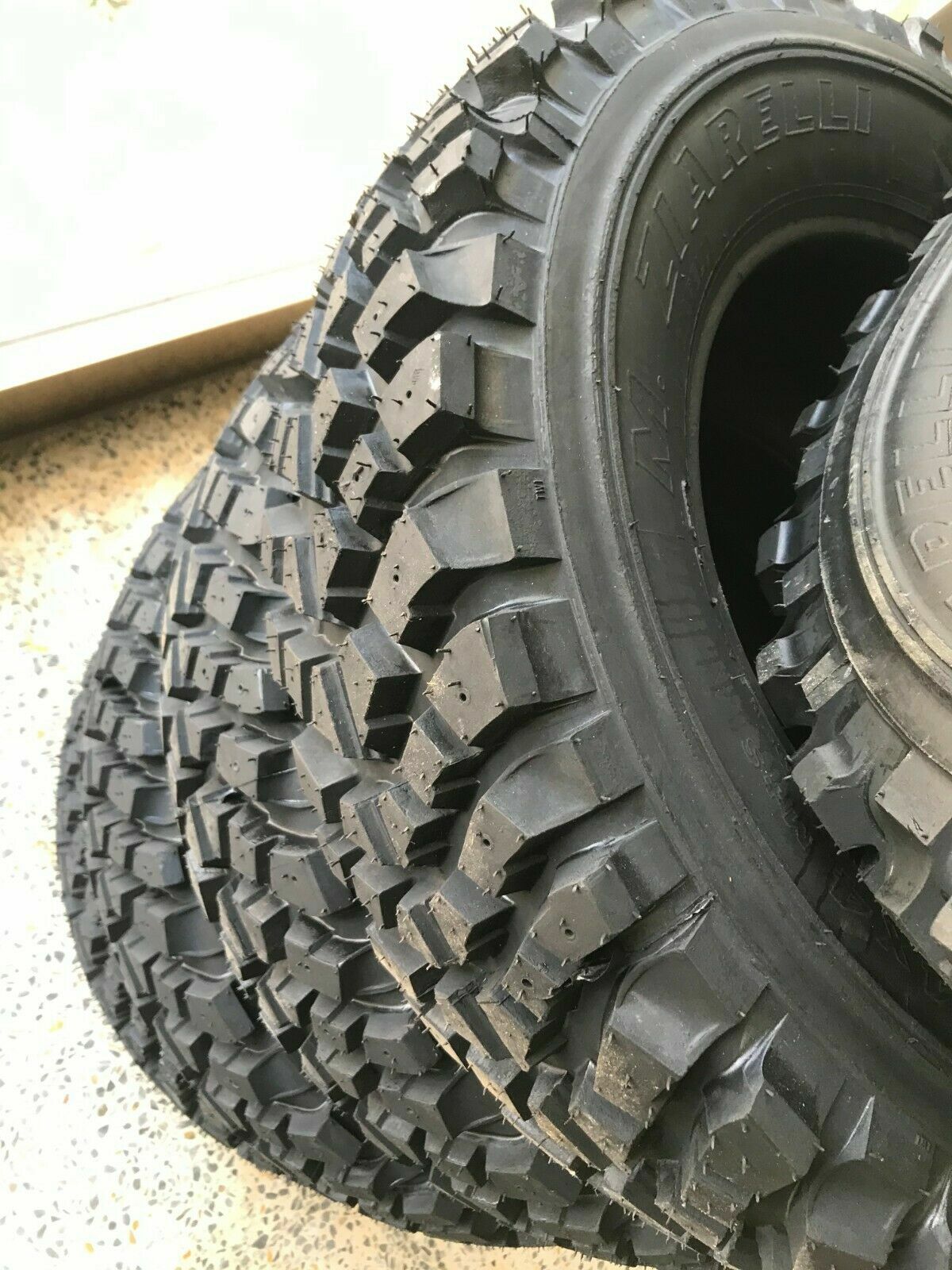PNEUS PNEUS ZIARELLI MUD-POWER 195 75 R16 107 / 105R RETREAD M + S OFF ...