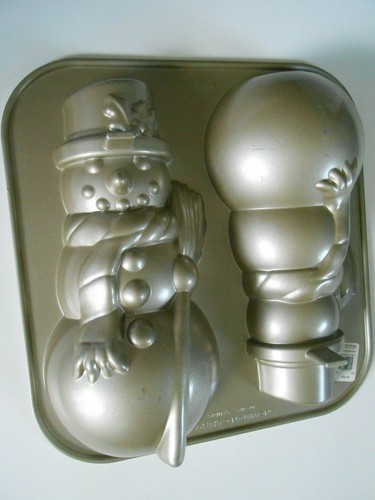 SNOWMAN CAKE PAN Nordic Ware 3D | eBay