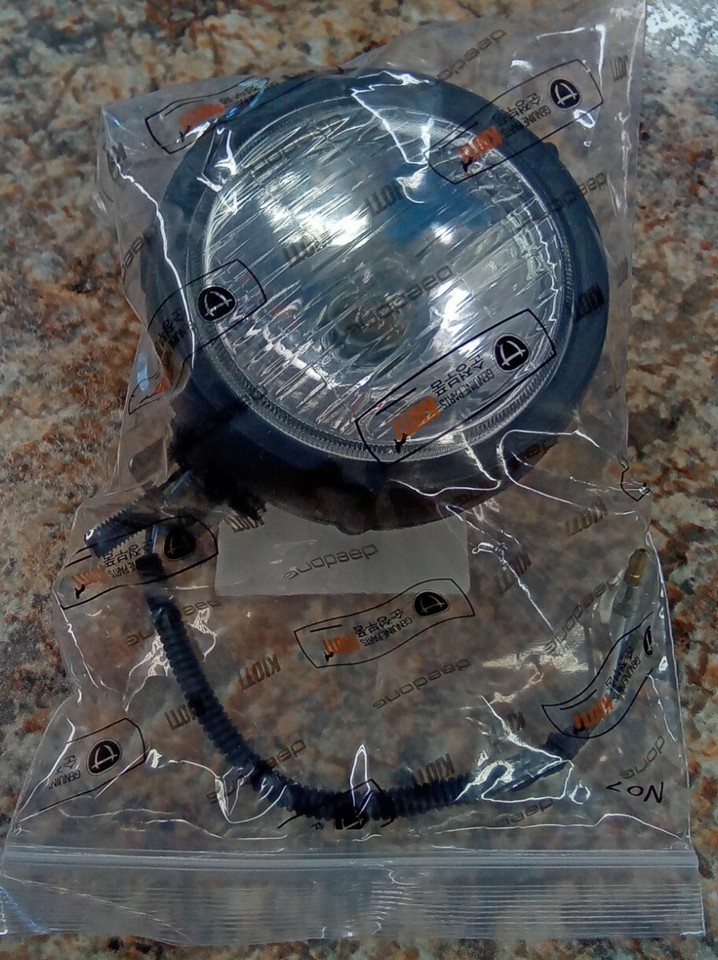 New Genuine OEM KIOTI Tractor CKA114 Rear Work Light Kit on CK2610 ...