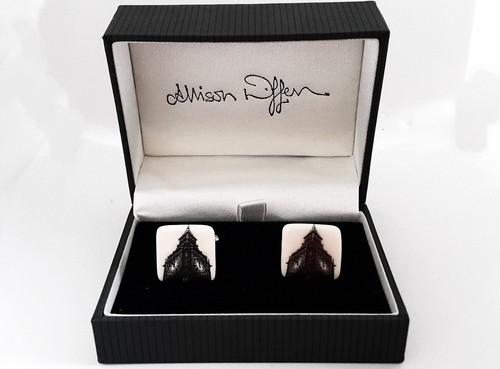 AUTHENTIC ALLISON WIFFEN CERAMICS BIG BEN ICONIC LONDON PAIR CUFFLINKS ...