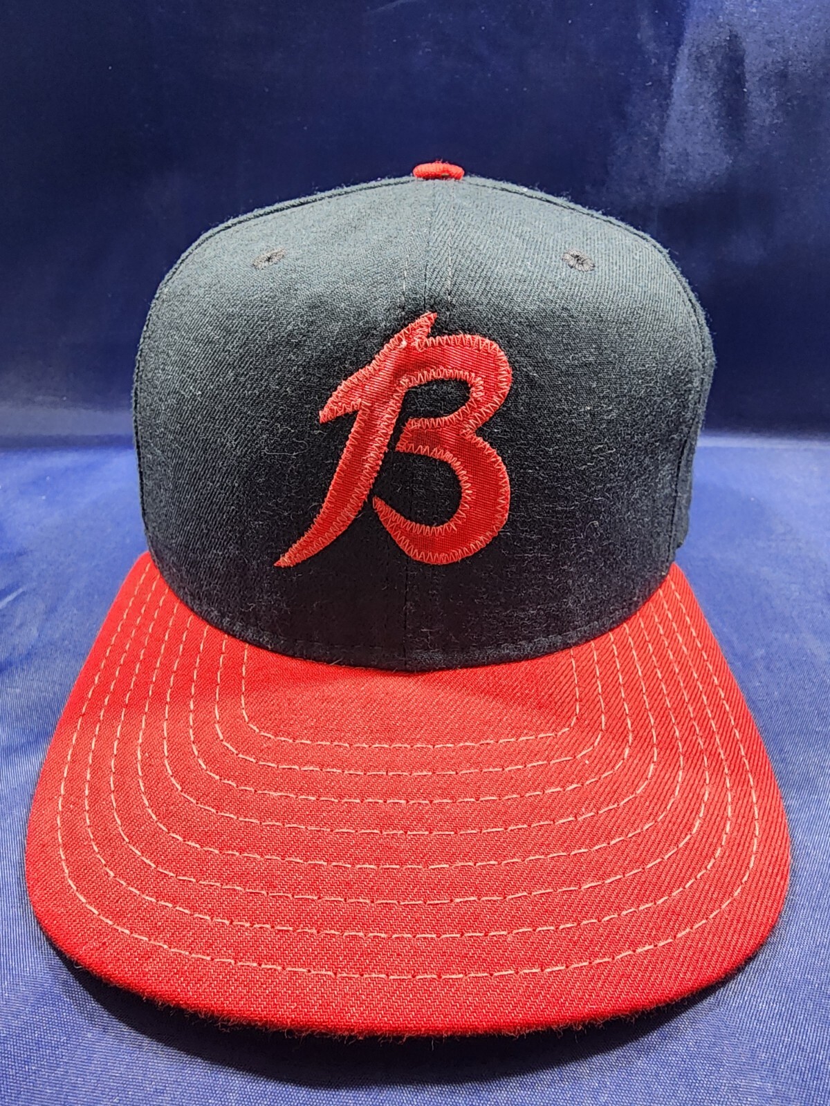 Vintage New Era Hat Black/Red B Logo Snapback Cap Pro… - Gem