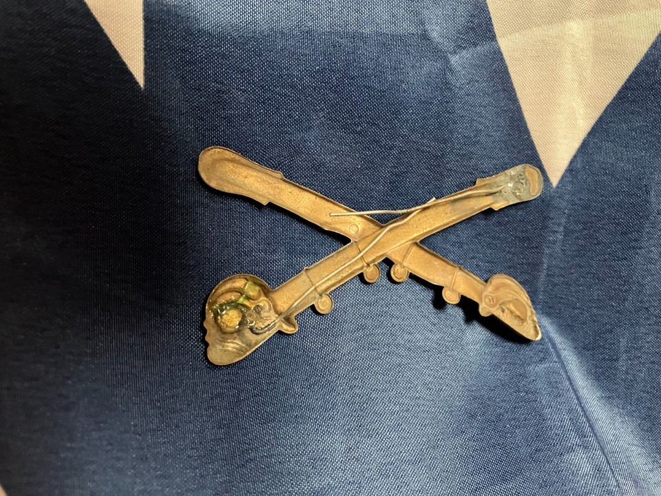 US Cavalry Crossed Sabers (Swords) hat pin insignia, Civil War original ...