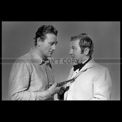 Photo F.024305 JOHN WAYNE & LUTHER ADLER (WAKE OF THE RED WITCH) 1948 ...