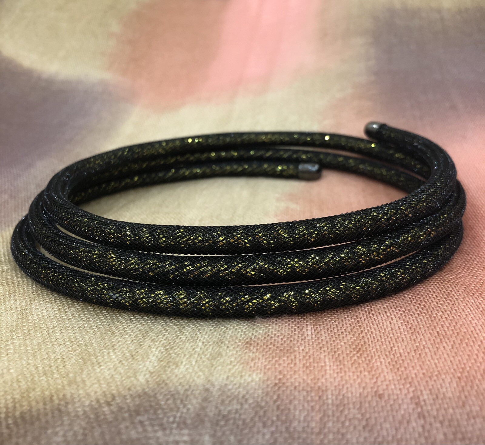 Gift. Handmade Stylish Shiny Black /Gold Mesh Tubing Choker Necklace ...