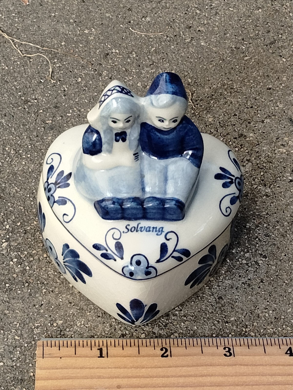 Delft Blue Heart Shaped Trinket Box Hand Painted Dutch Boy & Girl ...