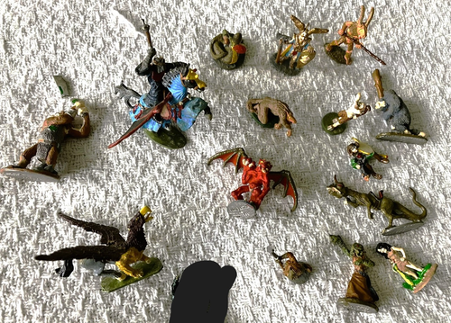 Vintage Lot of 16 1980s Painted Metal Miniature Figures, RAL PARTHA ...