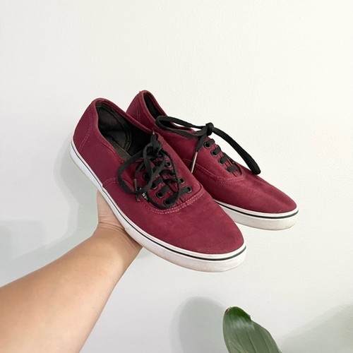 Classic Maroon Vans w Black Laces Mens 6.5 Womens 8 | eBay