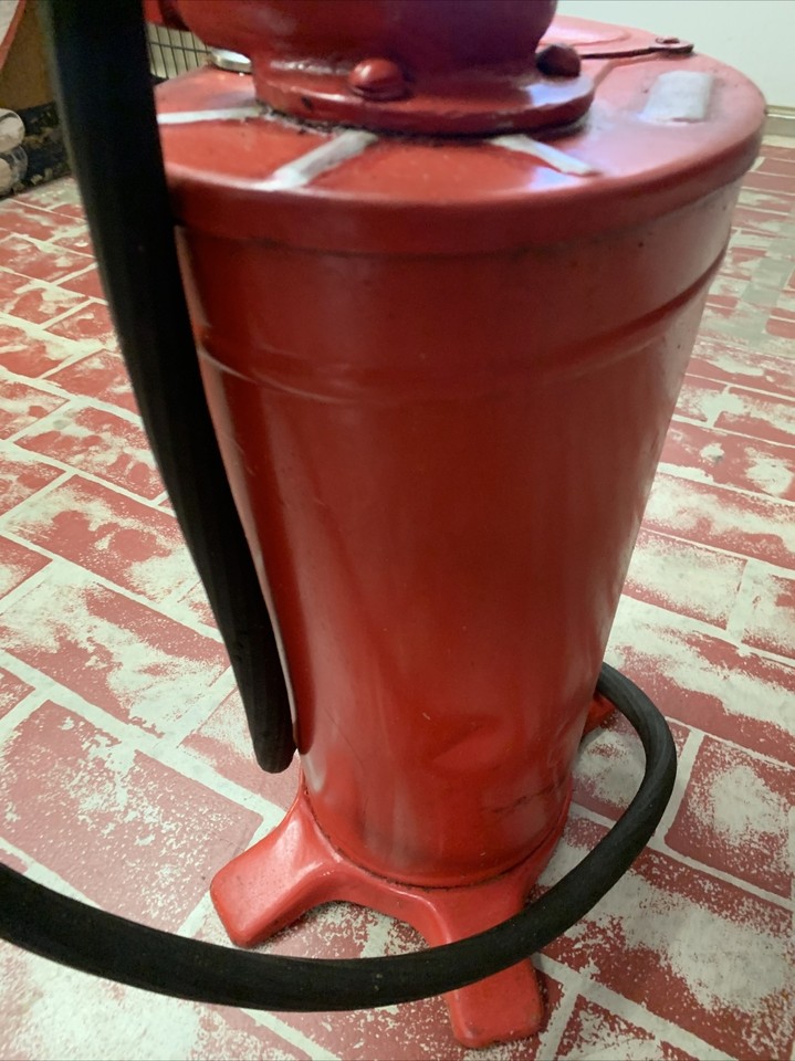 Vintage Mobillube Mobil Oil Aro Gas Station Gear Oil Pump Mancave ...